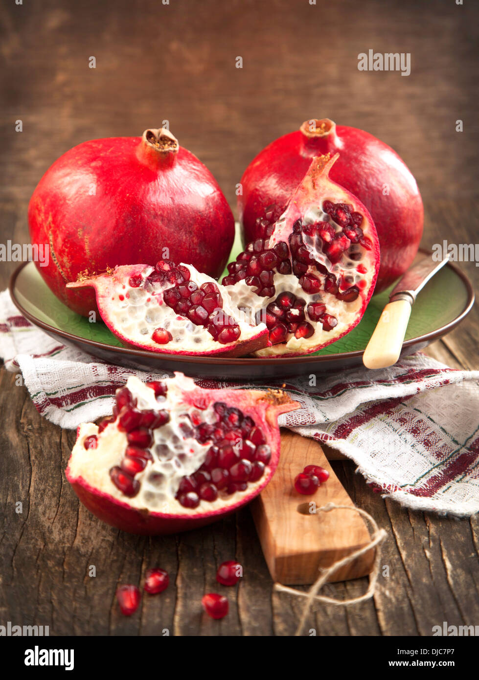 The color of pomegranates hi-res stock photography and images - Alamy