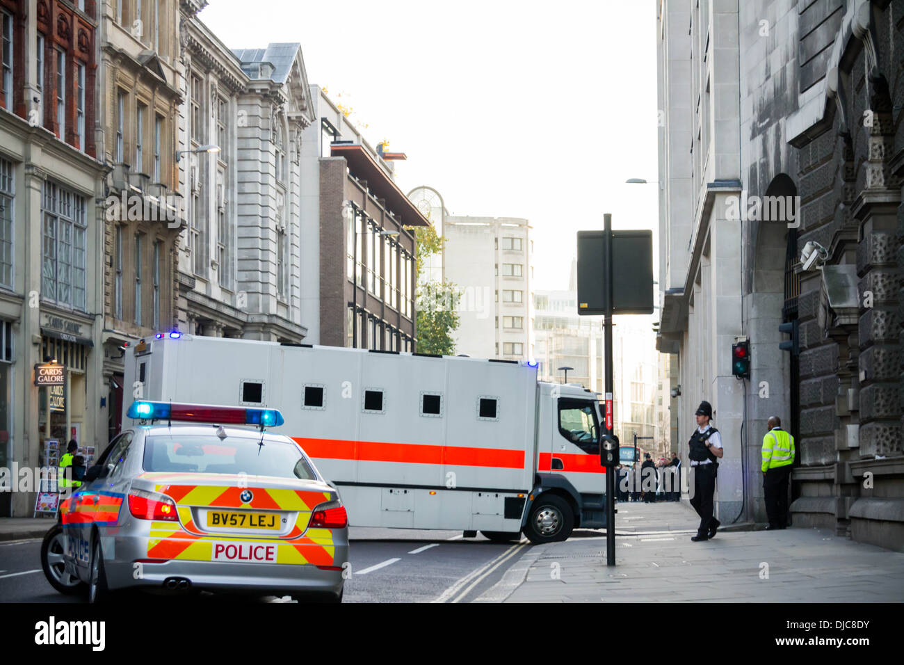 High security police convoy arrival of Michael Adebolajo and Michael ...