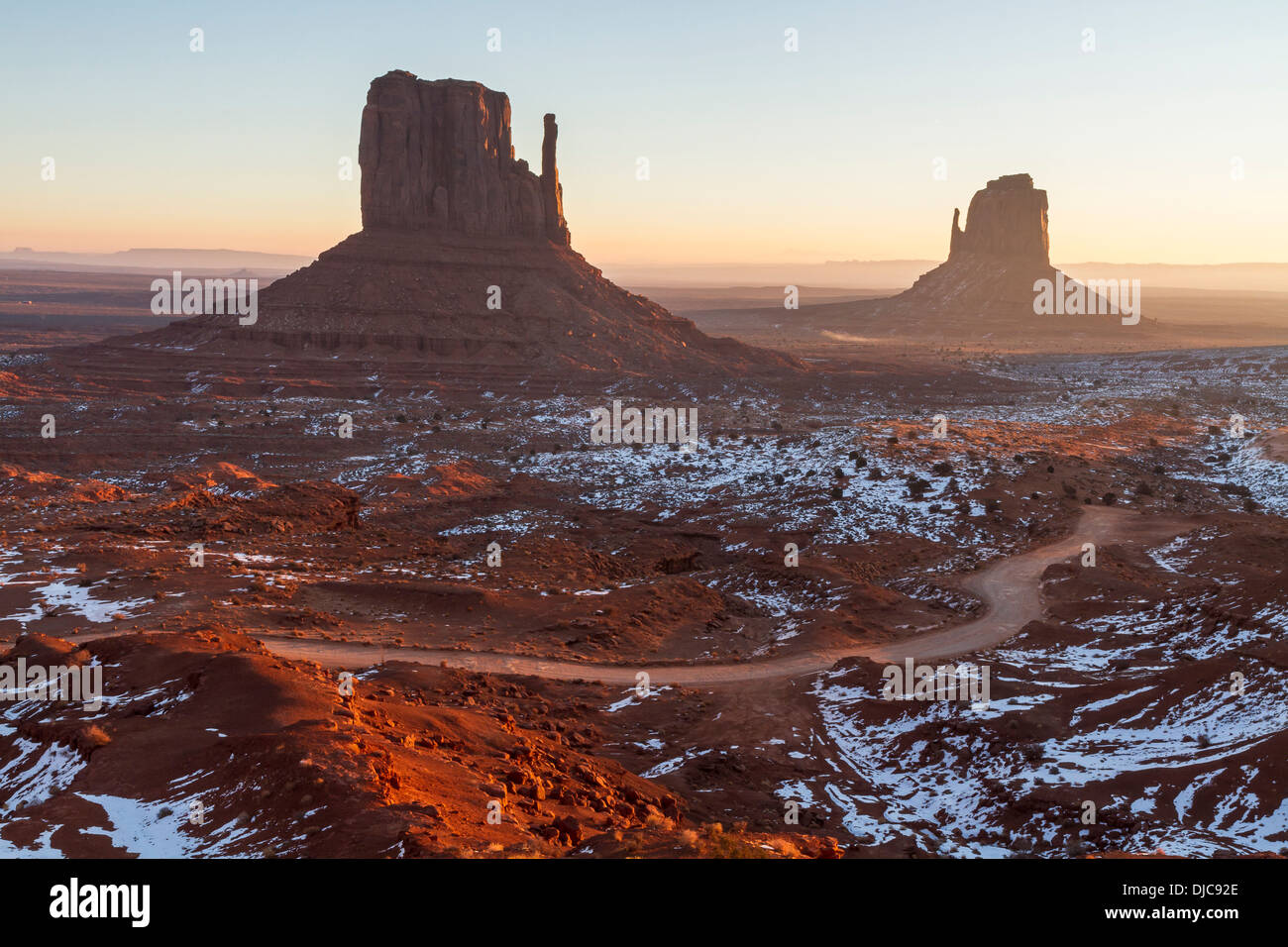 Mitten buttes hi-res stock photography and images - Alamy
