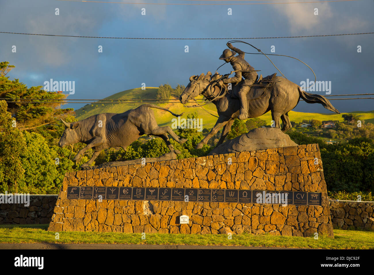 Statue of Champion Paniolo Ikua Purdy at Parker Ranch Center, Waimea ...