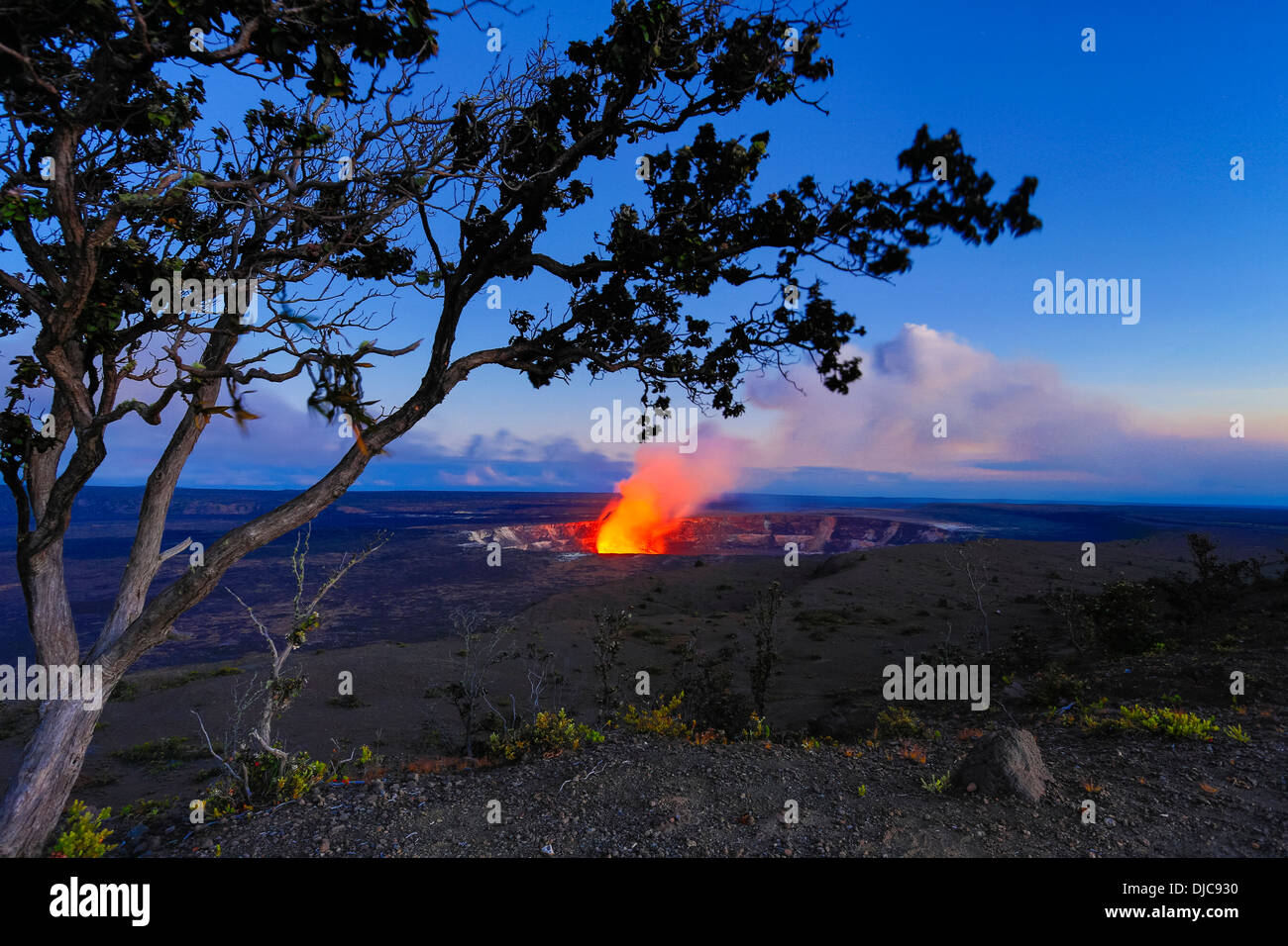 Halemaumau Crater, Kilauea Volcano, HVNP, Big Island of Hawaii Stock ...