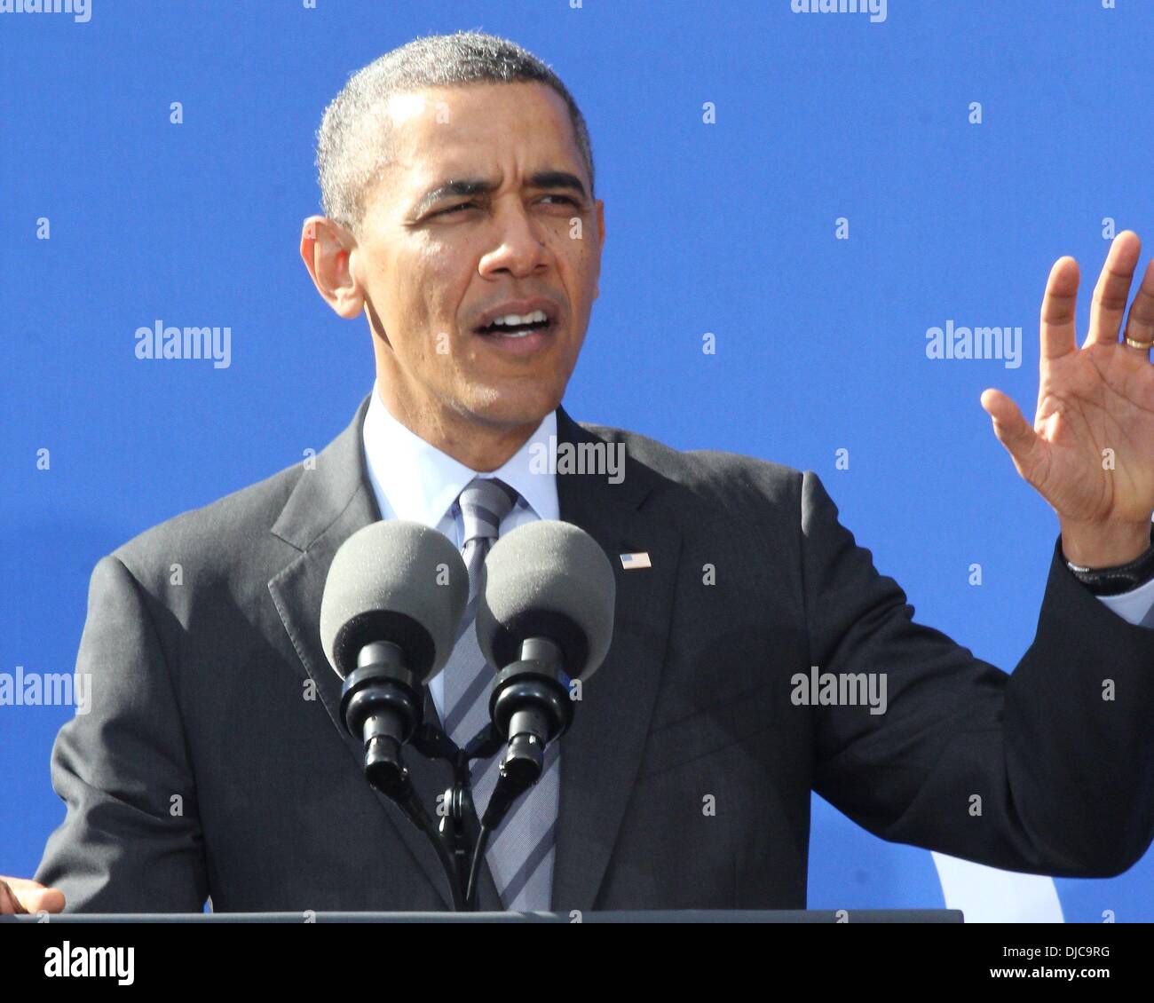 Dreamworks animation 2013 hi-res stock photography and images - Alamy