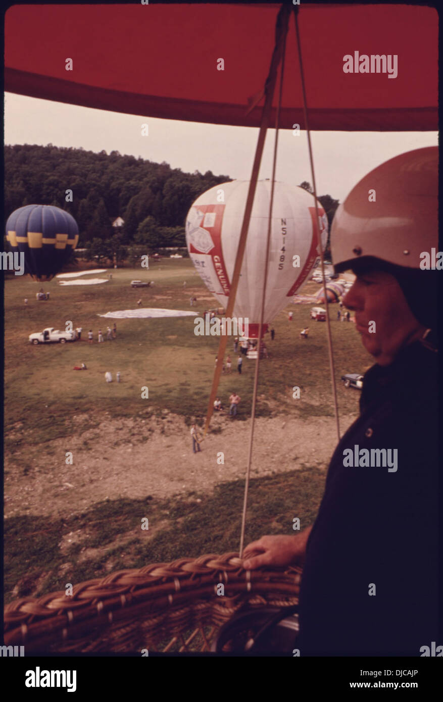 This image shows a closeup of a Florida balloon pilot testing his ...