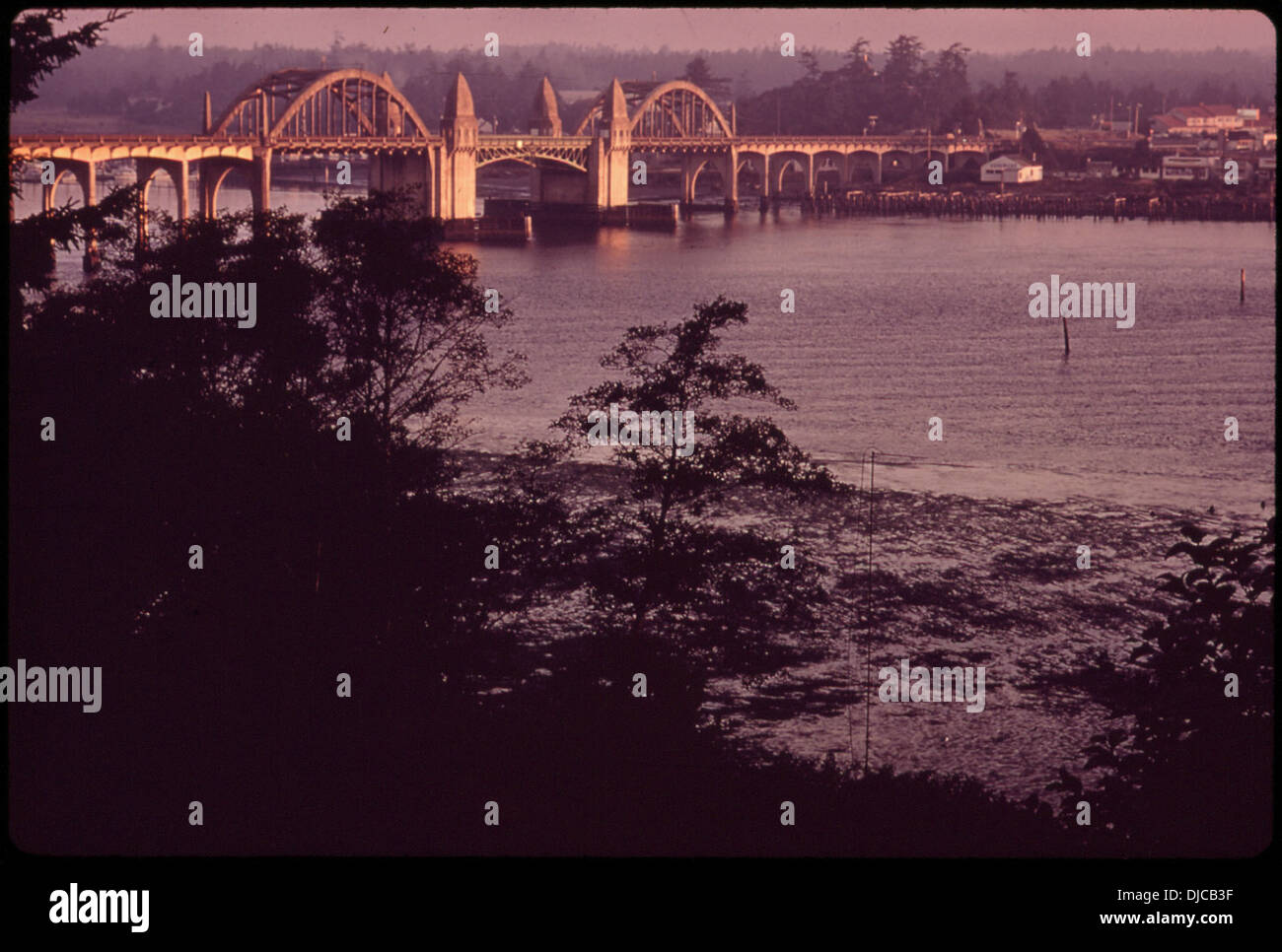 Bridge crossing estuary hi-res stock photography and images - Alamy