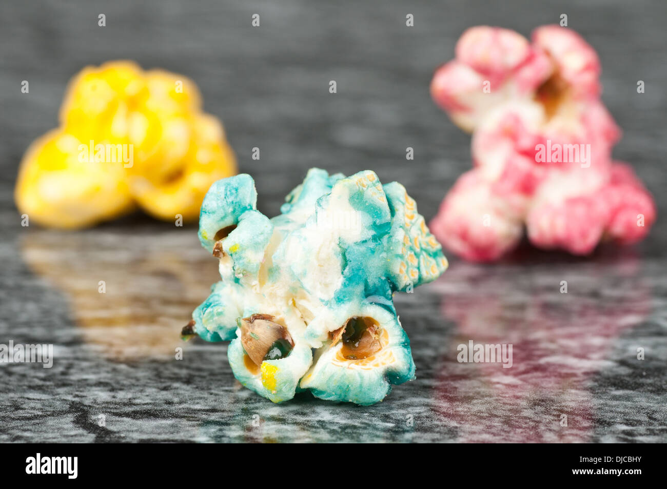 Caramelized Pink Popcorn High Resolution Stock Photography and Images ...