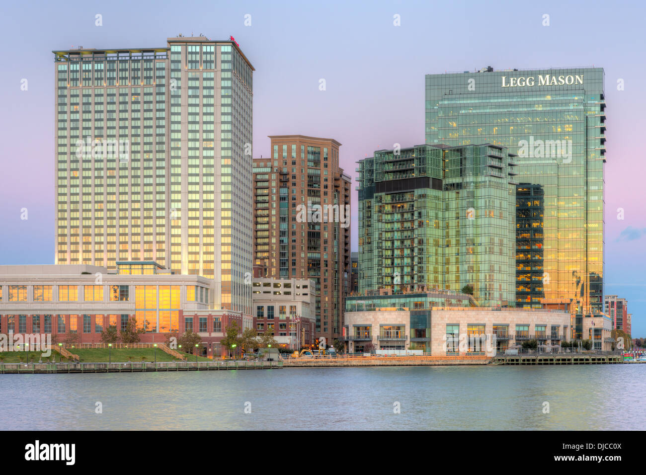 Baltimore waterfront hotel hi-res stock photography and images - Alamy