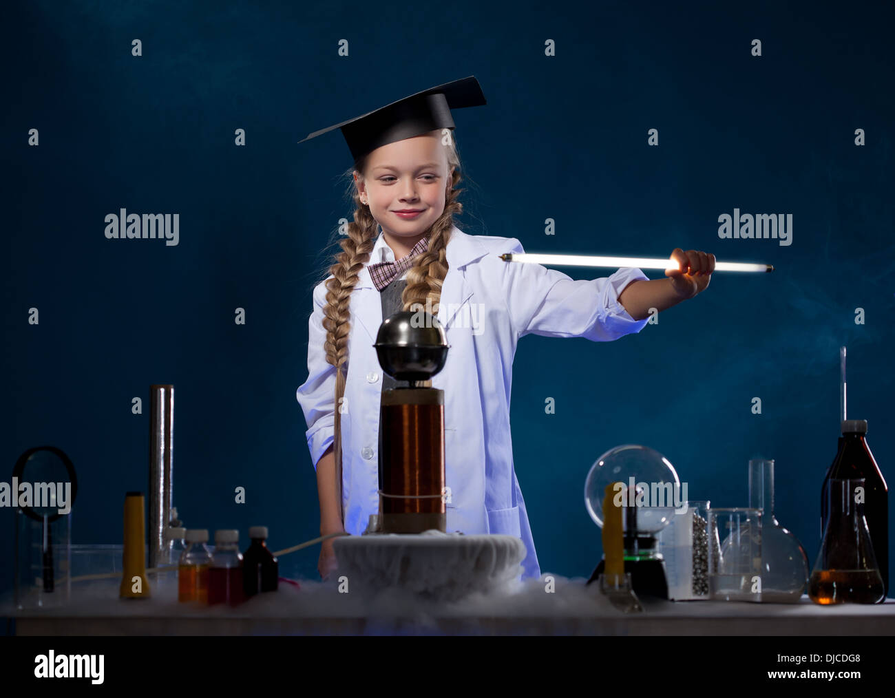 Physics laboratory experiment measuring hi-res stock photography and ...