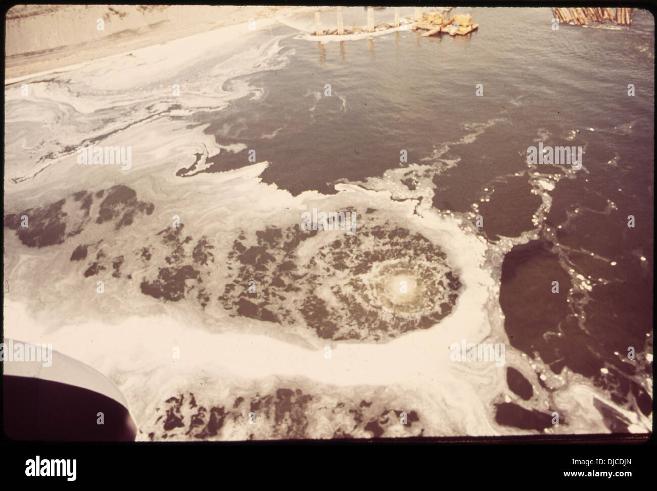 Columbia river white scum hi-res stock photography and images - Alamy