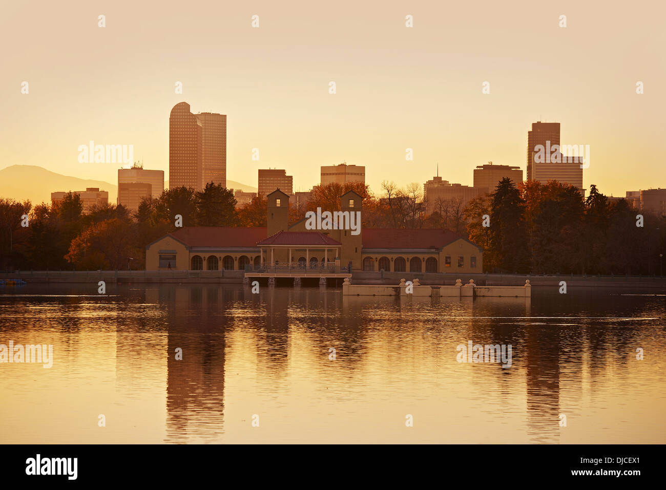 Denver City Park in Sunset. Denver, Colorado, USA. Lake Reflections ...