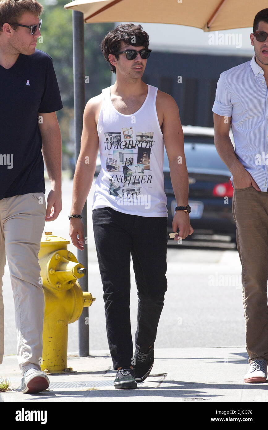 Joe Jonas wears a tank top while out for breakfast in West Hollywood ...