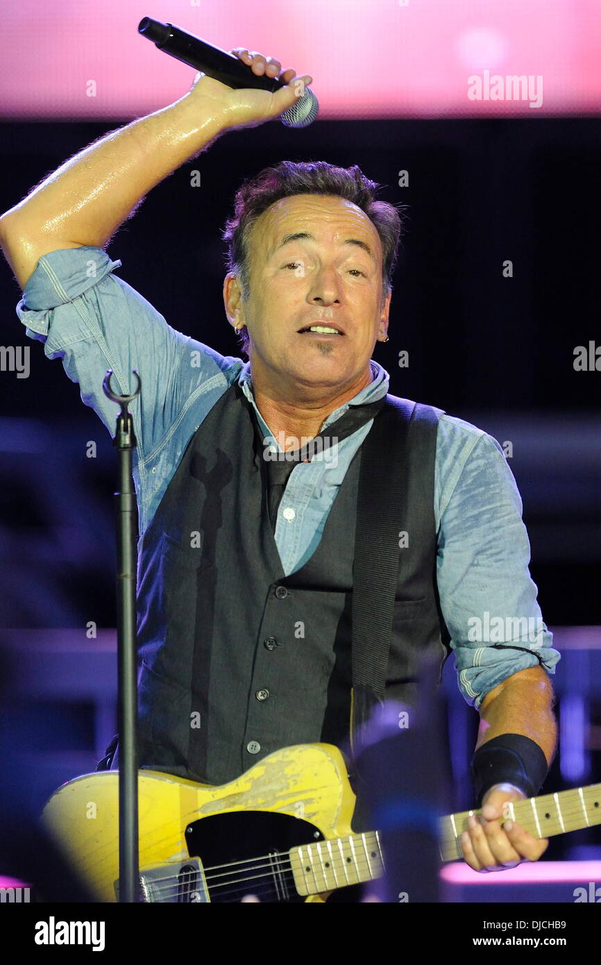 Bruce Springsteen and The E Street Band perform live at the Roger ...