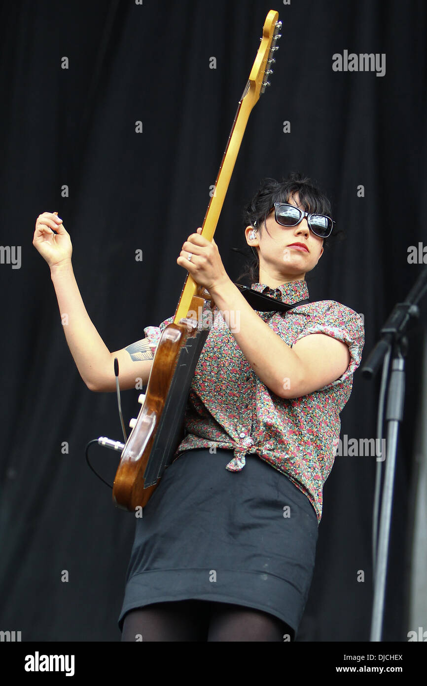 Jessica Dobson of The Shins Reading Festival - Day One-Performances ...