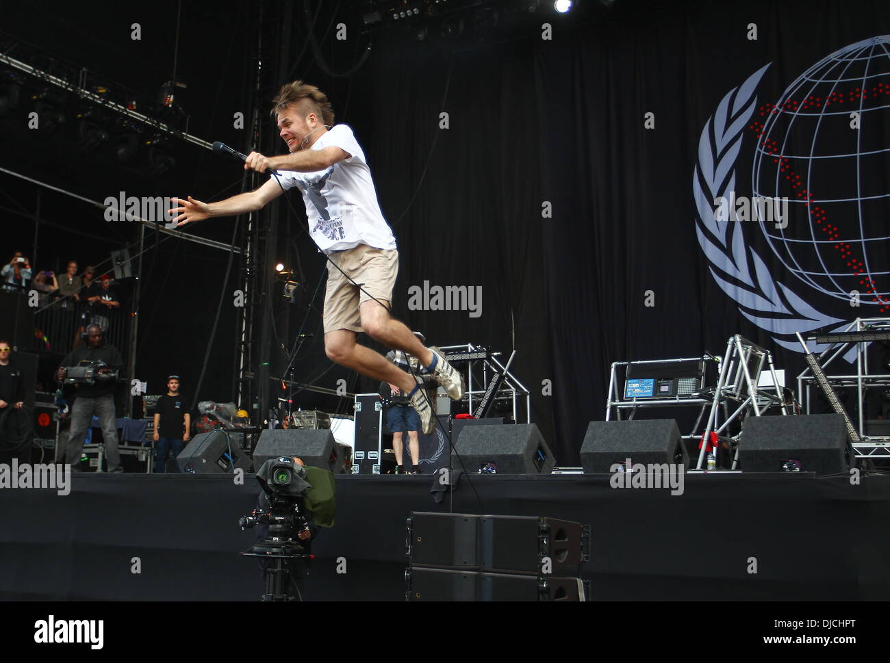 Roughton "Rou" Reynolds Reading Festival 2012 - Day One - Performances ...