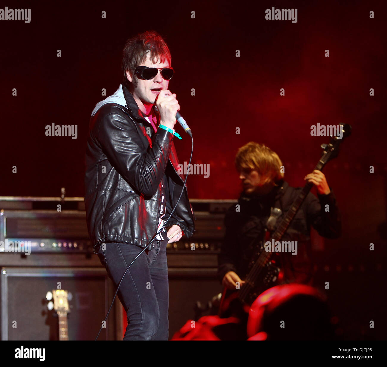 Tom Meighan of Kasabian Reading Festival 2012 - Day One - Performances ...