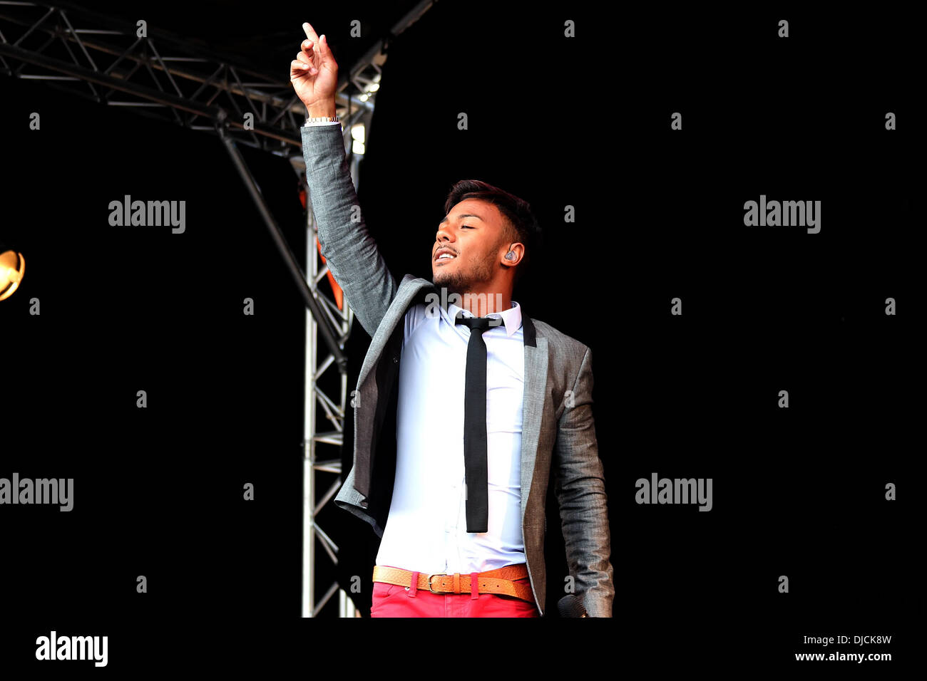 Marcus Collins Performances at Fun In The Sun in Rhyl Rhyl North Wales ...