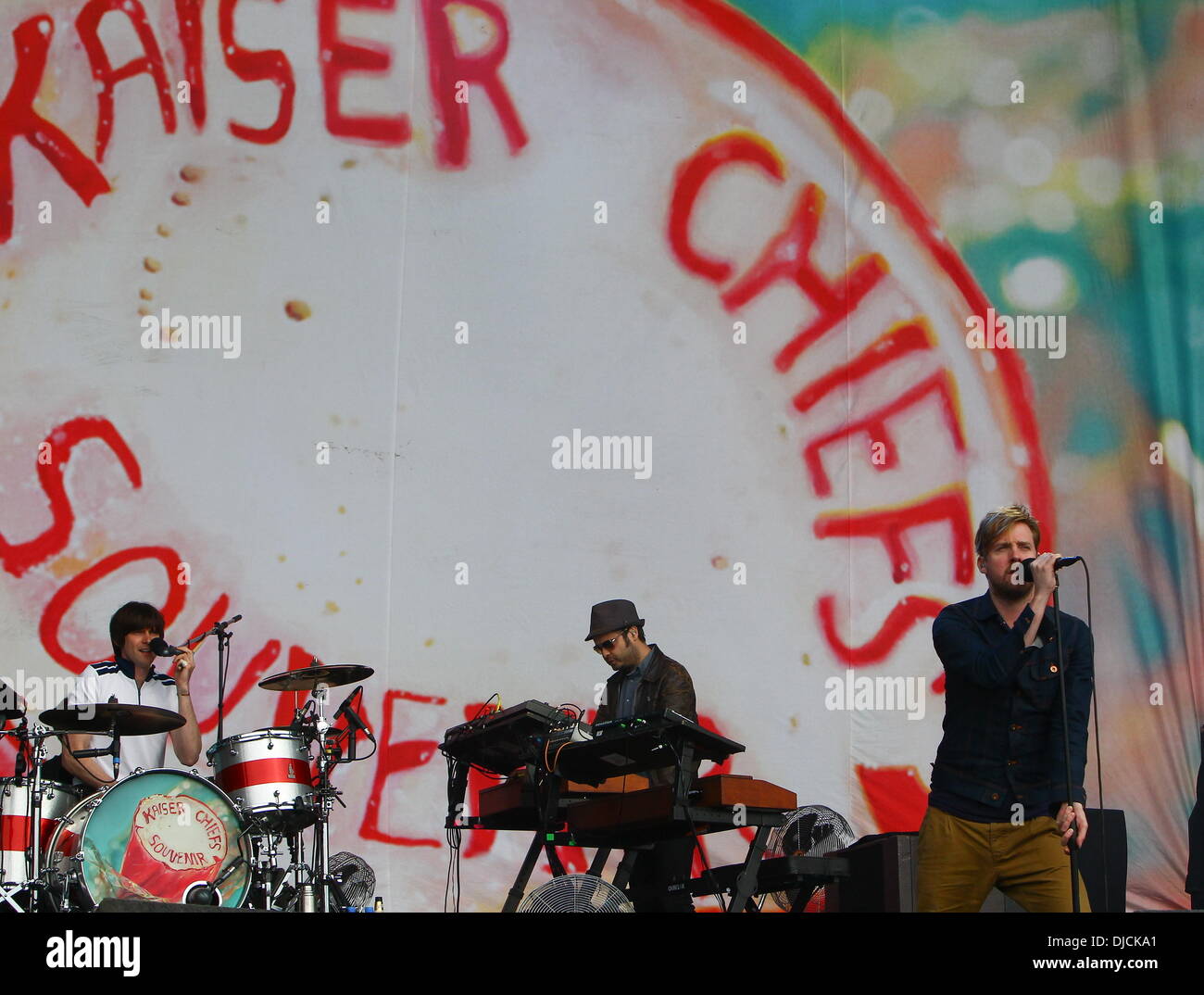 Nick Hodgson, Nick Baines and Ricky Wilson of Kaiser Chiefs Reading ...