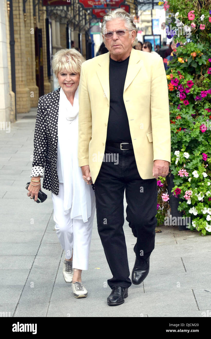 Gloria hunniford and husband stephen way hi-res stock photography and images - Alamy