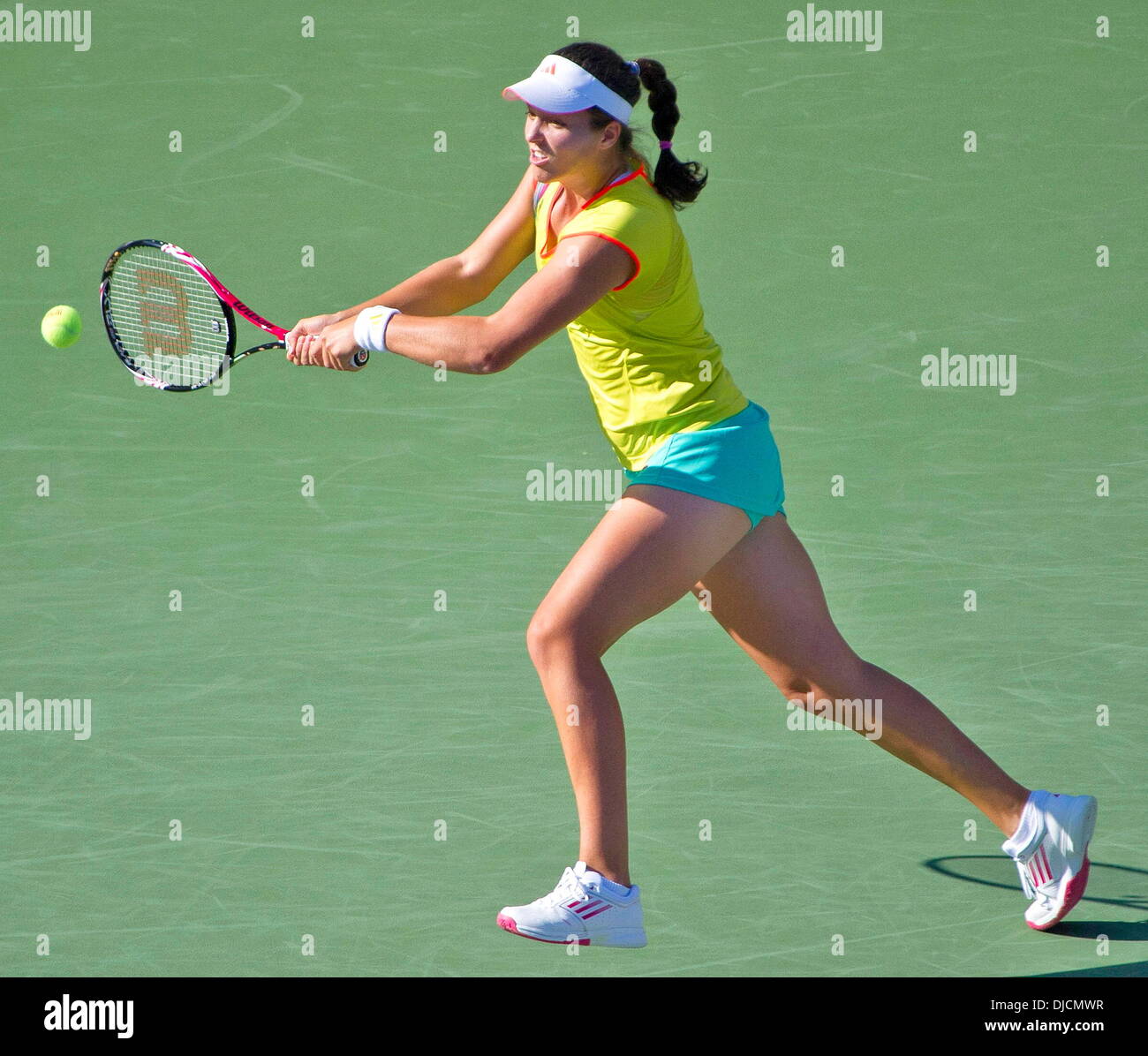 Robson laura tennis hi-res stock photography and images - Alamy