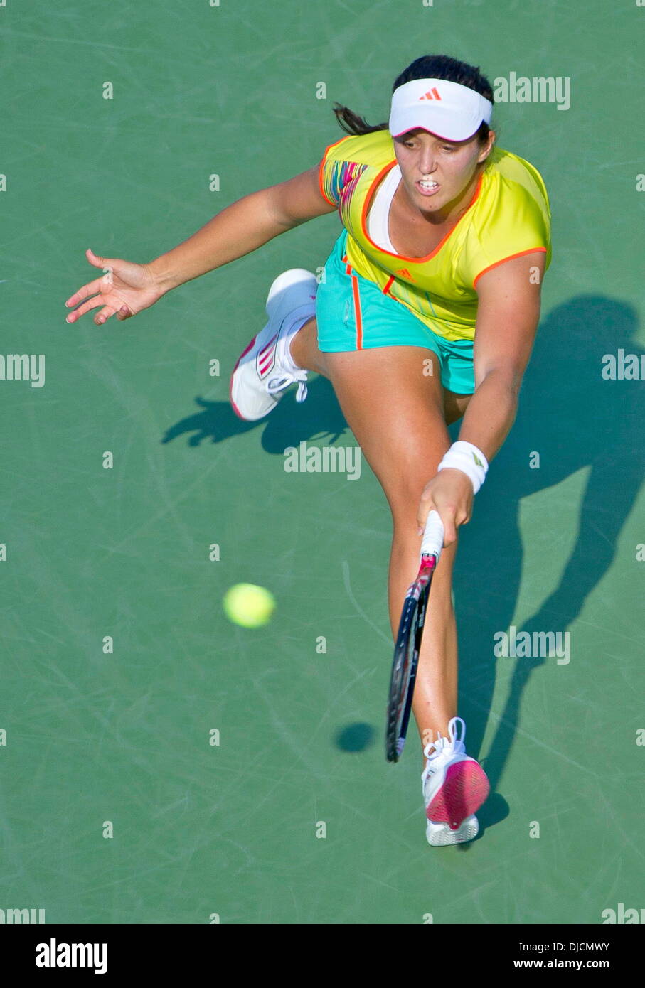 Robson laura tennis hi-res stock photography and images - Alamy