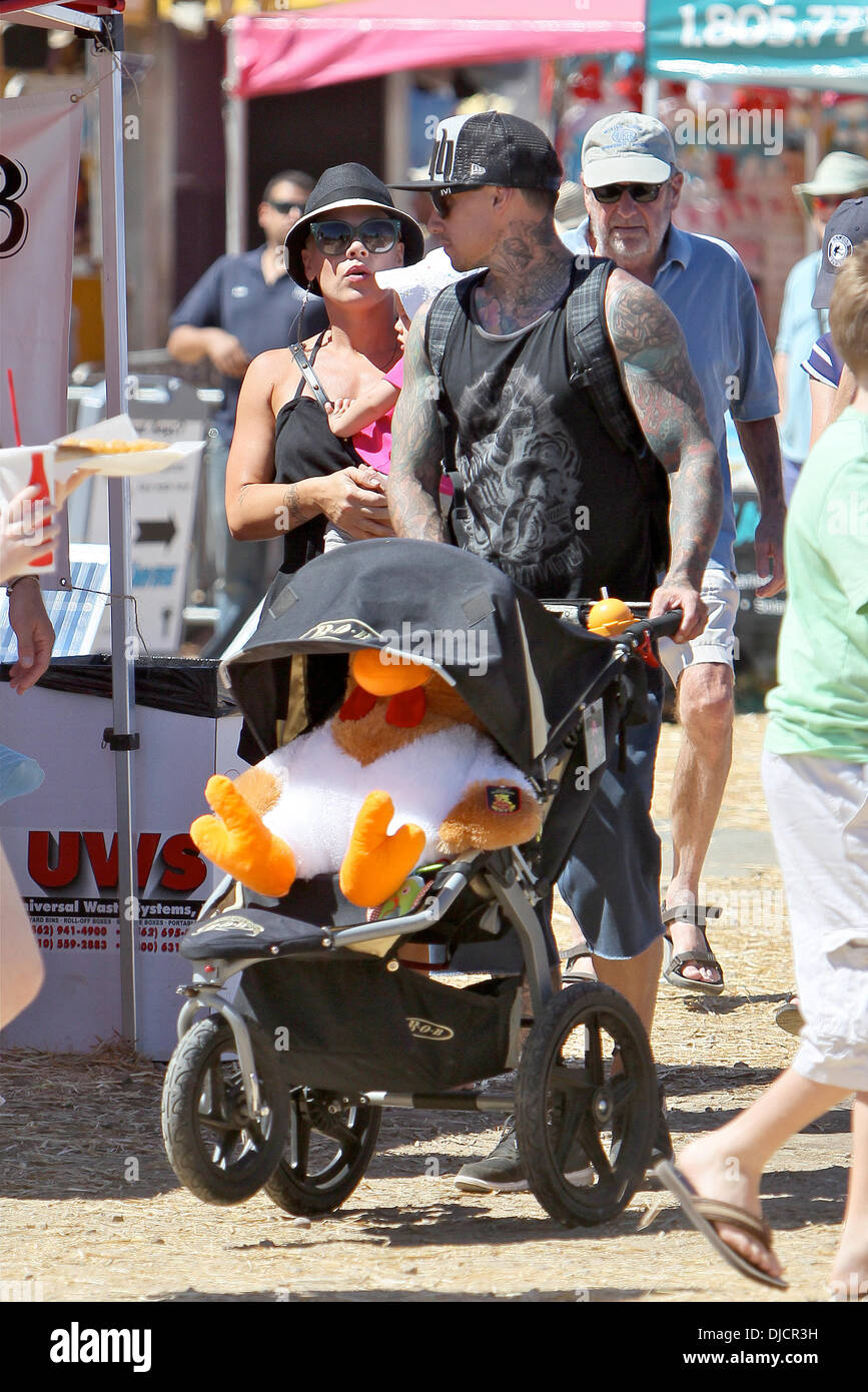 Pink aka Alecia Beth Moore, Willow Sage Hart, and Carey Hart Pink ...