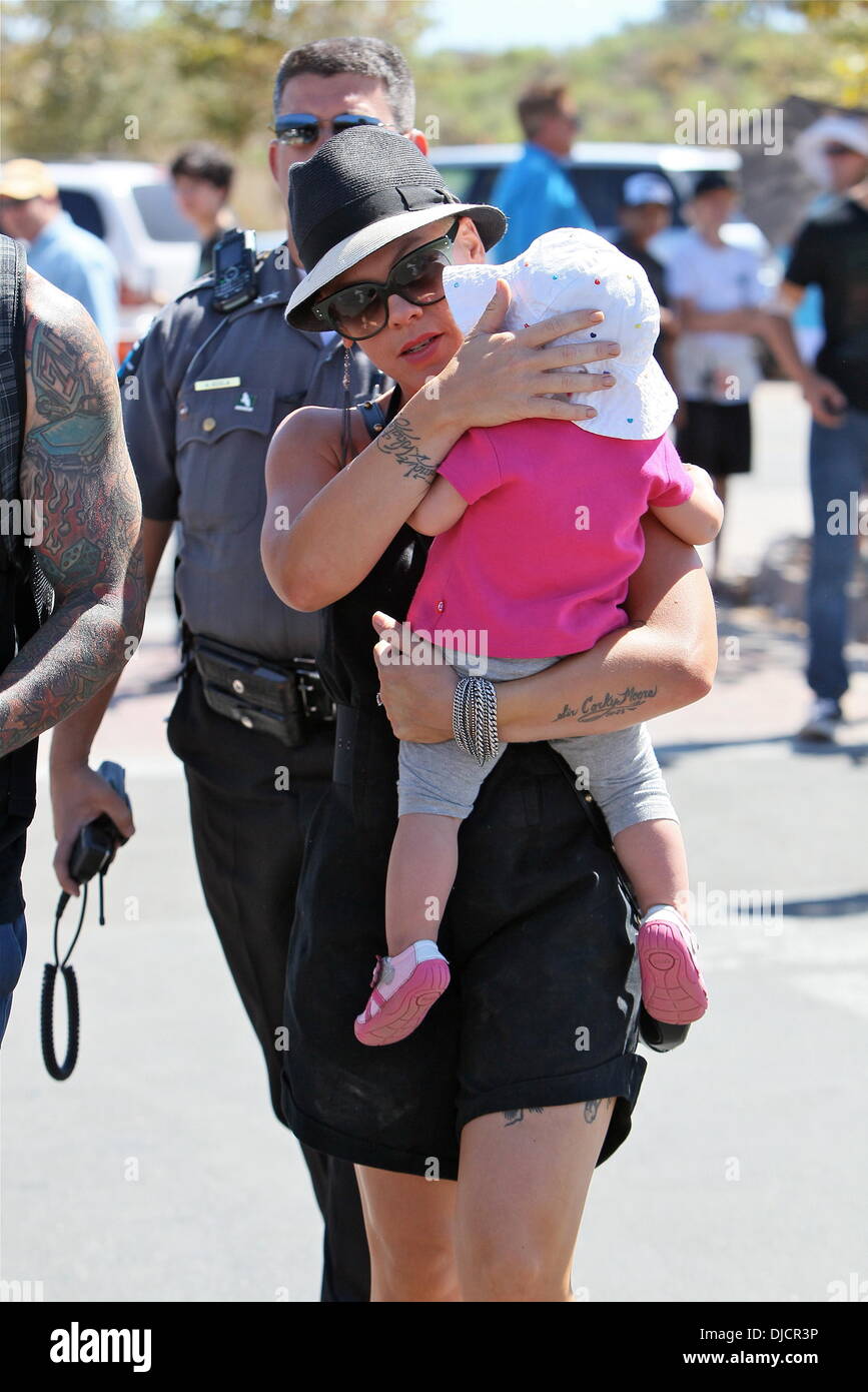 Pink aka Alecia Beth Moore and daughter Willow Sage Hart Pink enjoys a ...