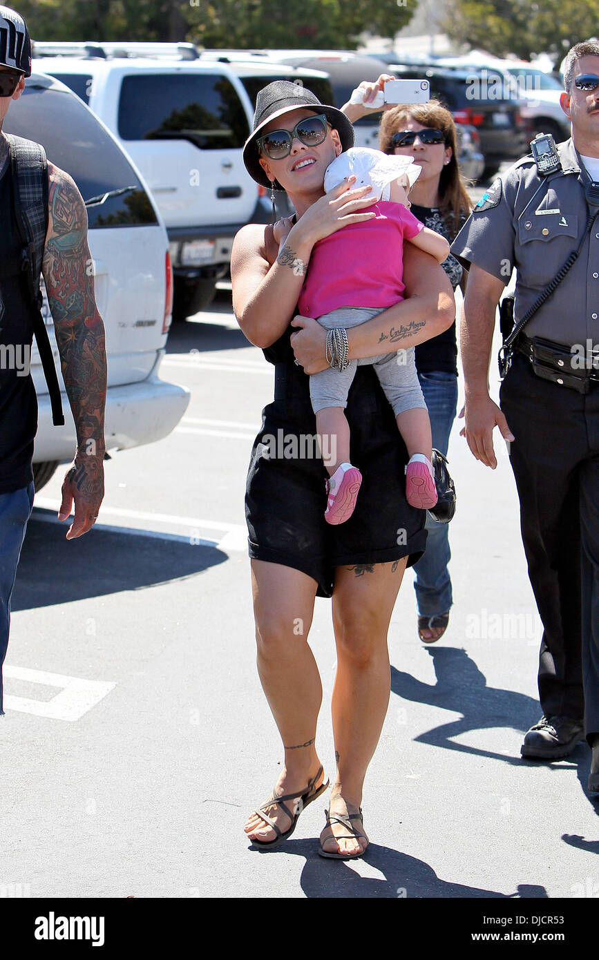 Pink aka Alecia Beth Moore and daughter Willow Sage Hart Pink enjoys a ...