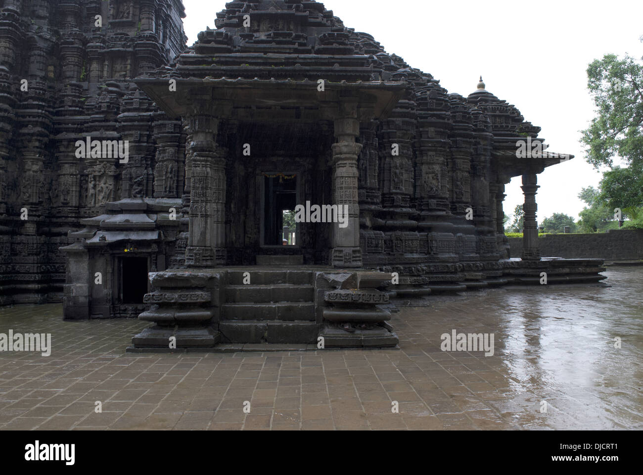 Garbhagriha temple hi-res stock photography and images - Alamy