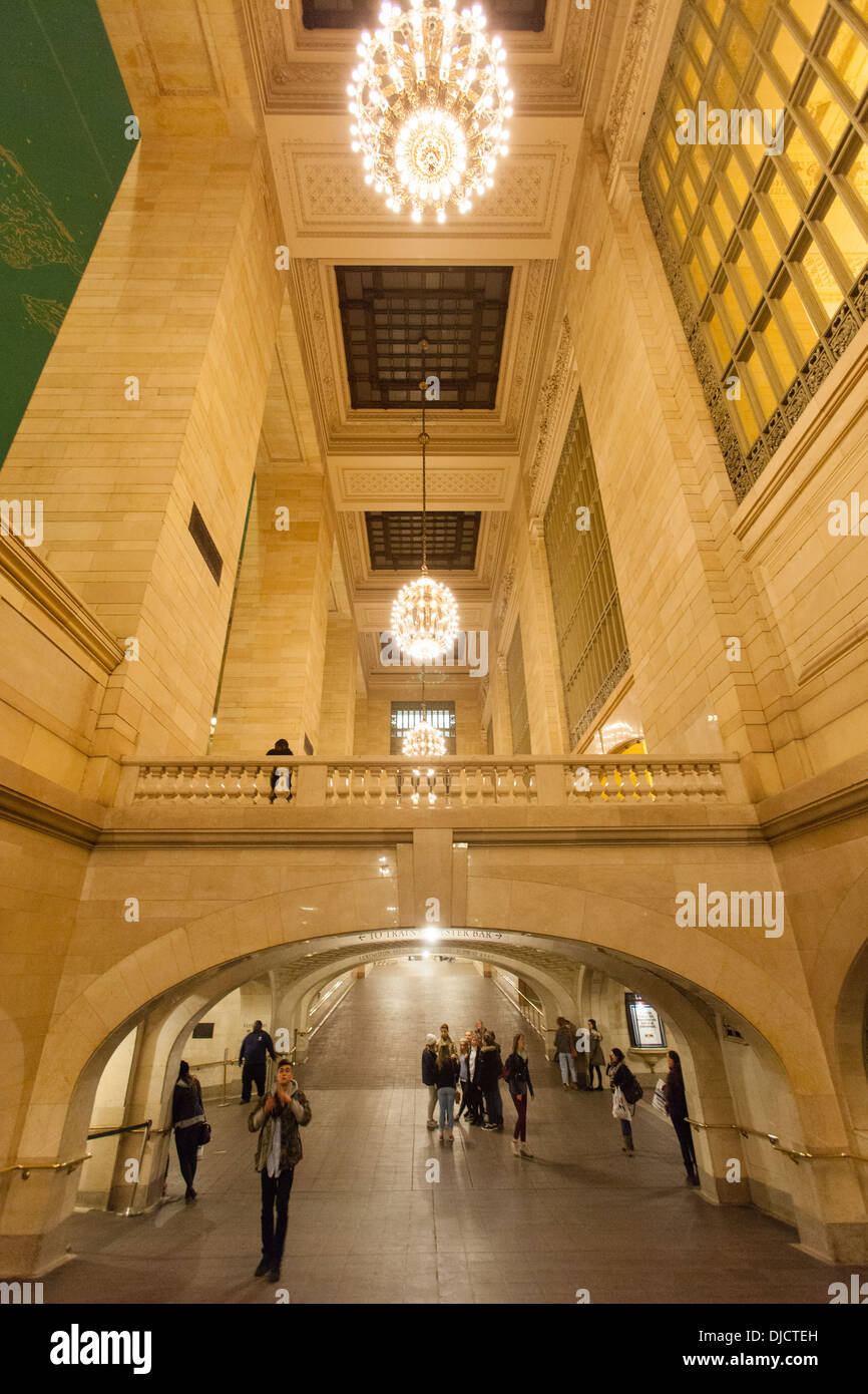 Whispering gallery hi-res stock photography and images - Alamy