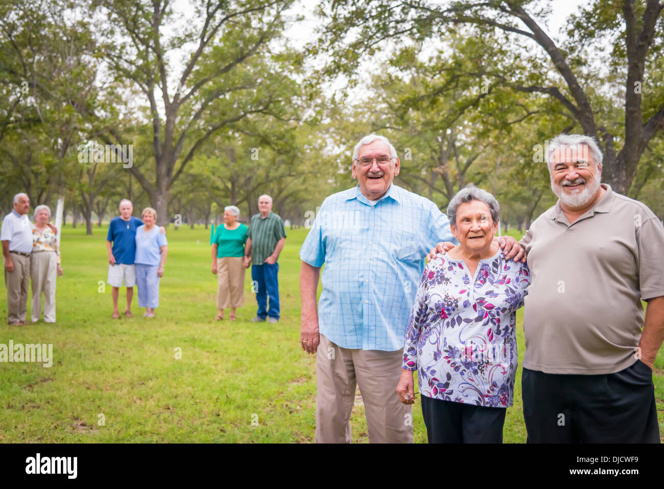 Group of senior citizens hi-res stock photography and images - Alamy