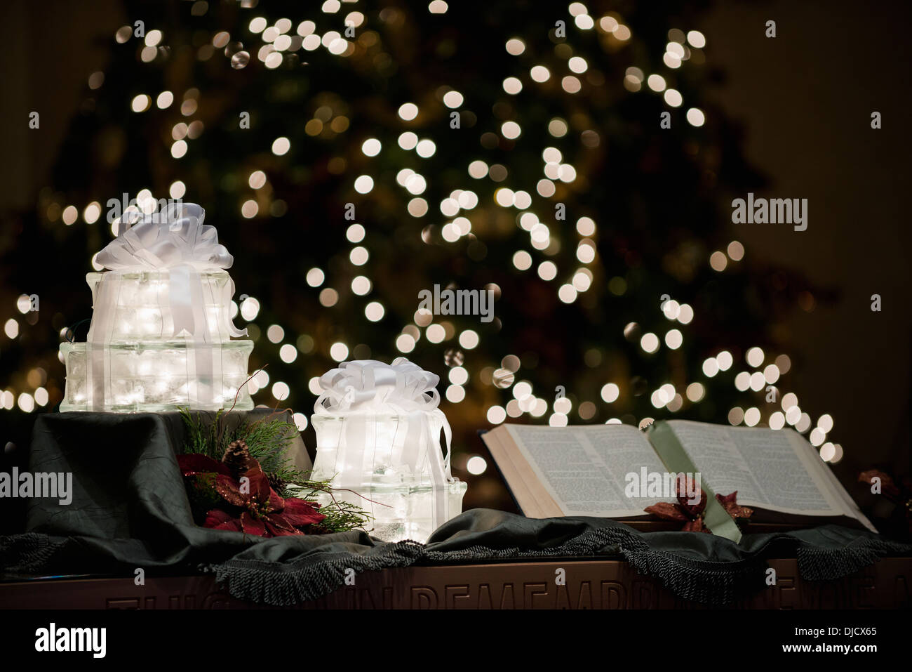 Bible image hi-res stock photography and images - Alamy