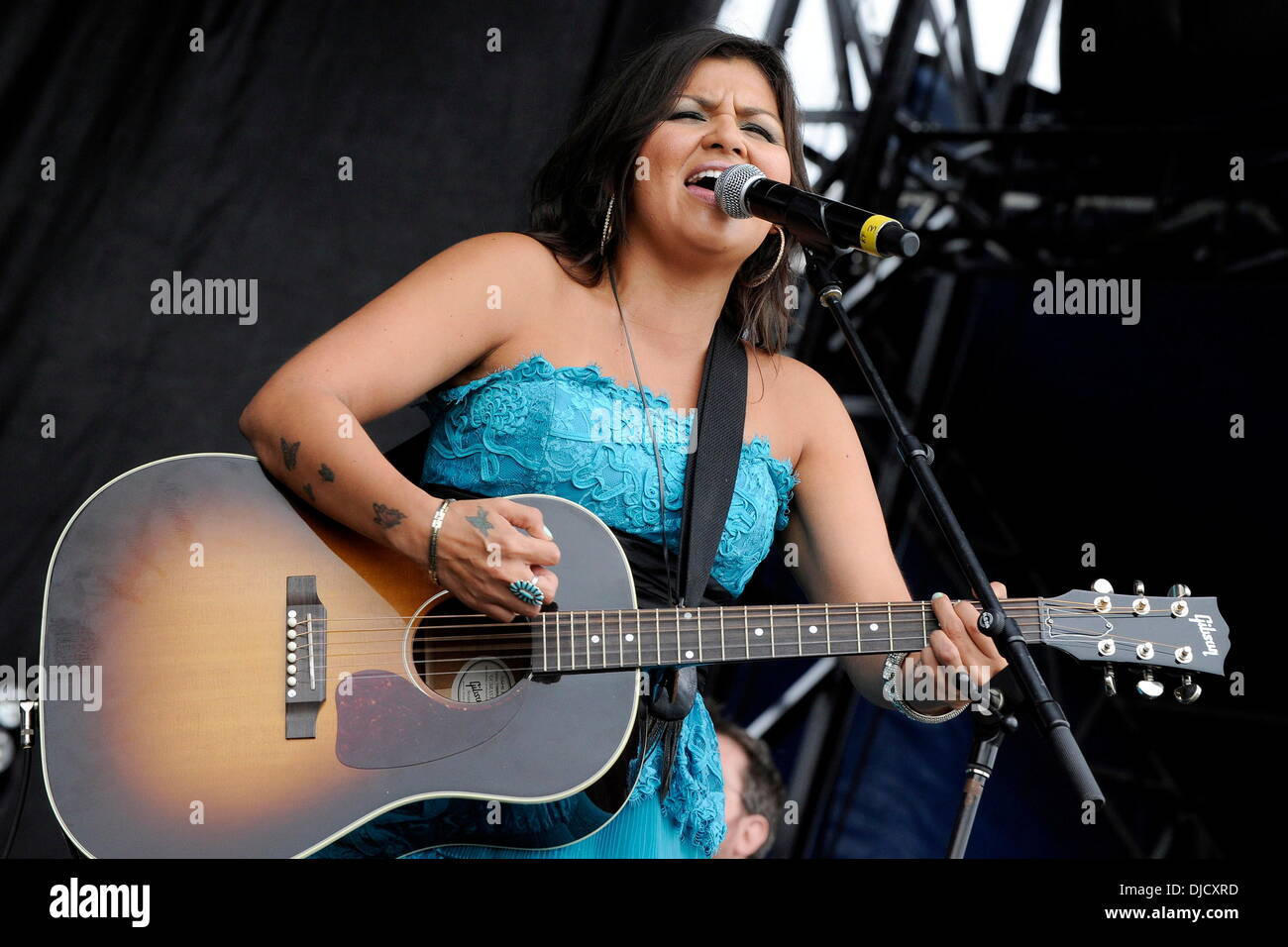 Shawanda hi-res stock photography and images - Alamy