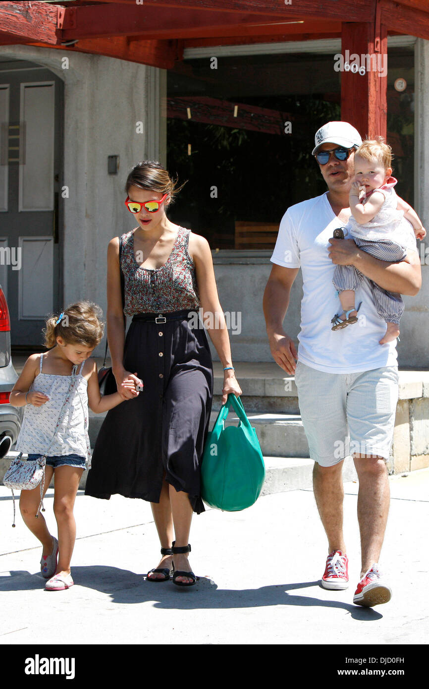 Jessica Alba, Cash Warren, Haven Garner Warren and Honor Marie Warren ...