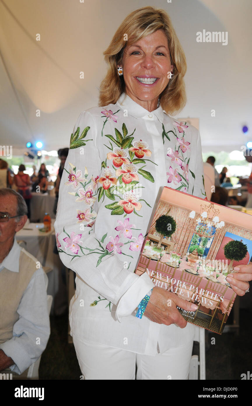 Jamie Gregory East Hampton Library Authors Night at Gardiner's Farm ...