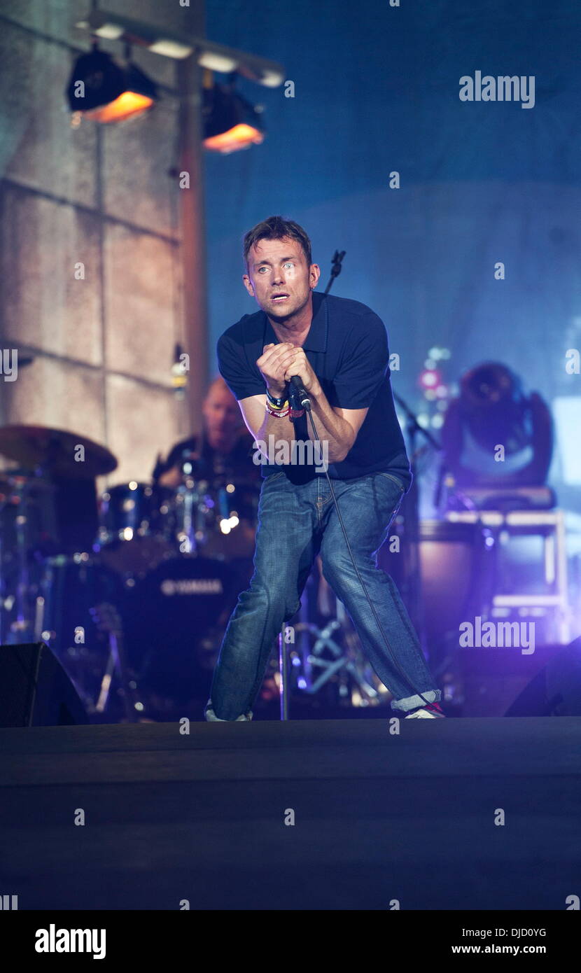 Blur performs on stage during the BT London Live closing ceremony ...