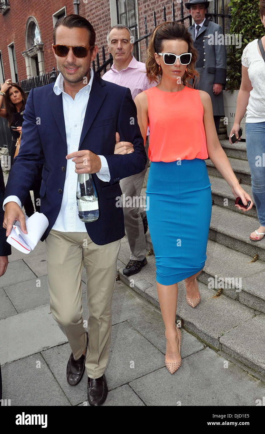 Kate Beckinsale The stars of Total Recall depart the Merrion Hotel to ...