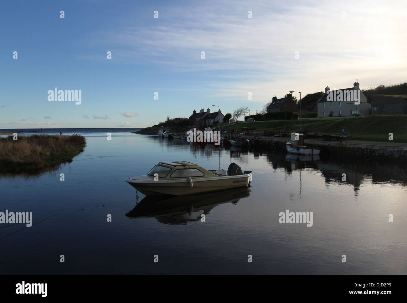 Brora harbour hi-res stock photography and images - Alamy