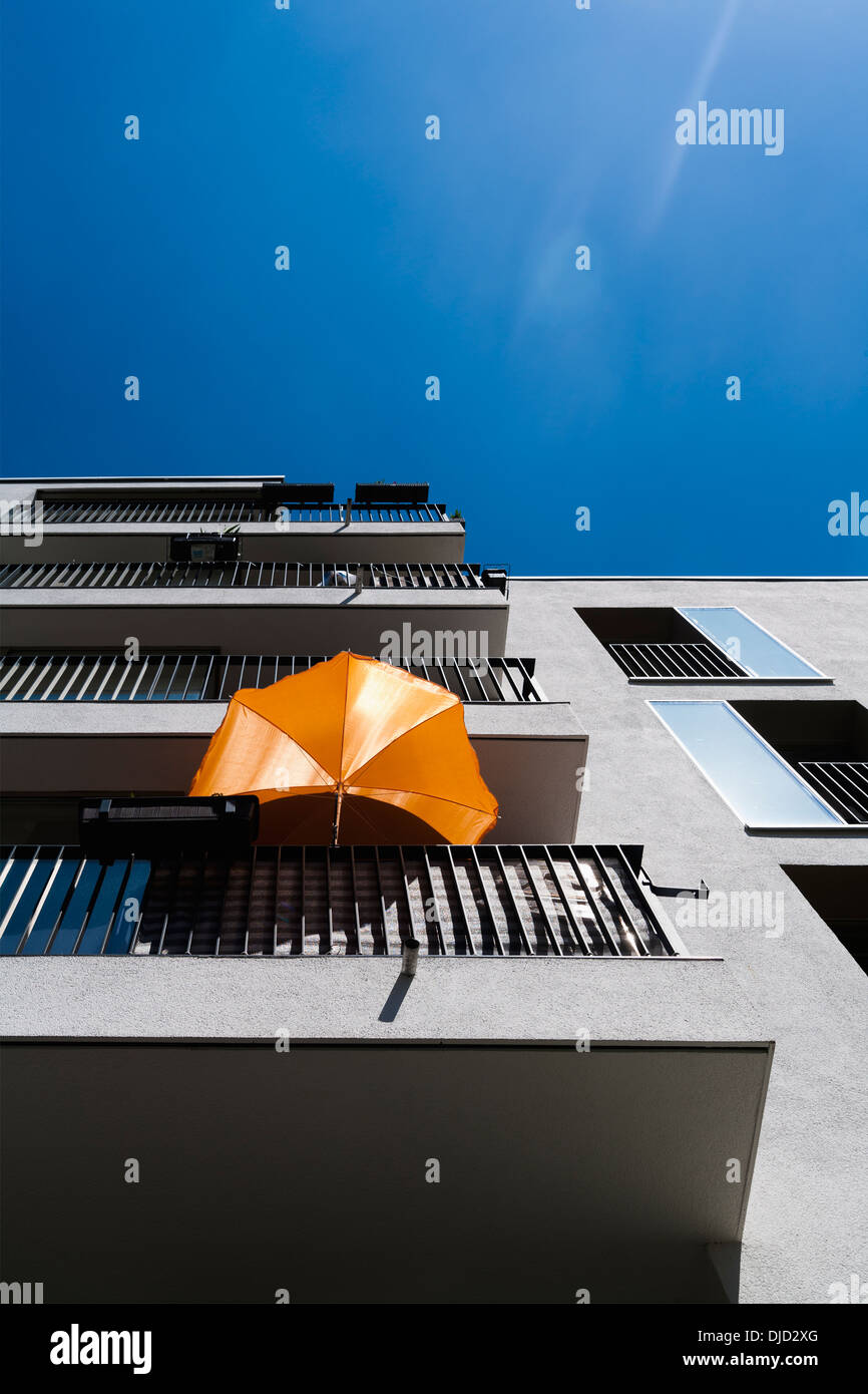 Shade of orange hi-res stock photography and images - Alamy