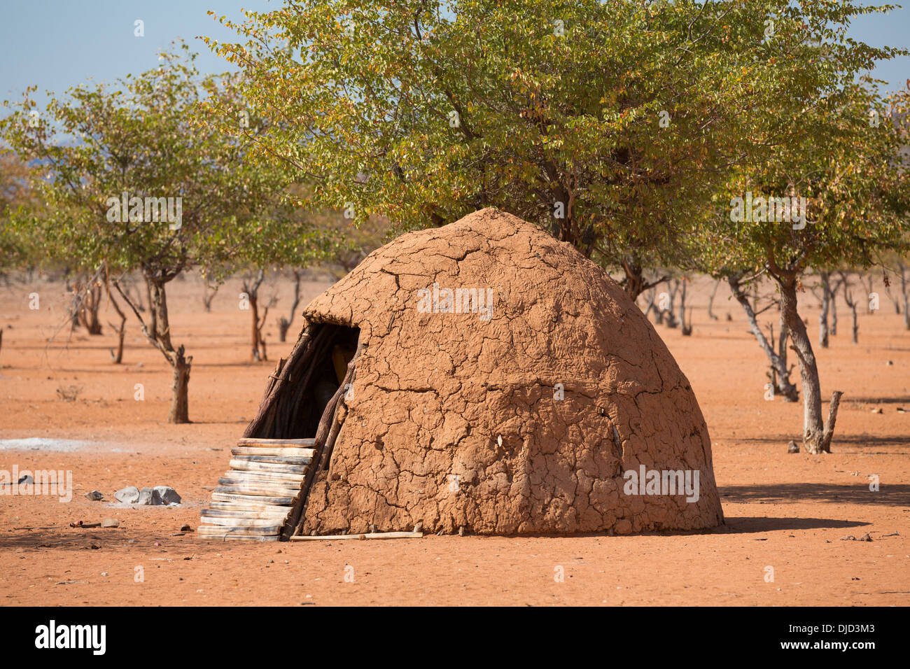 Native house in namibia hi-res stock photography and images - Alamy