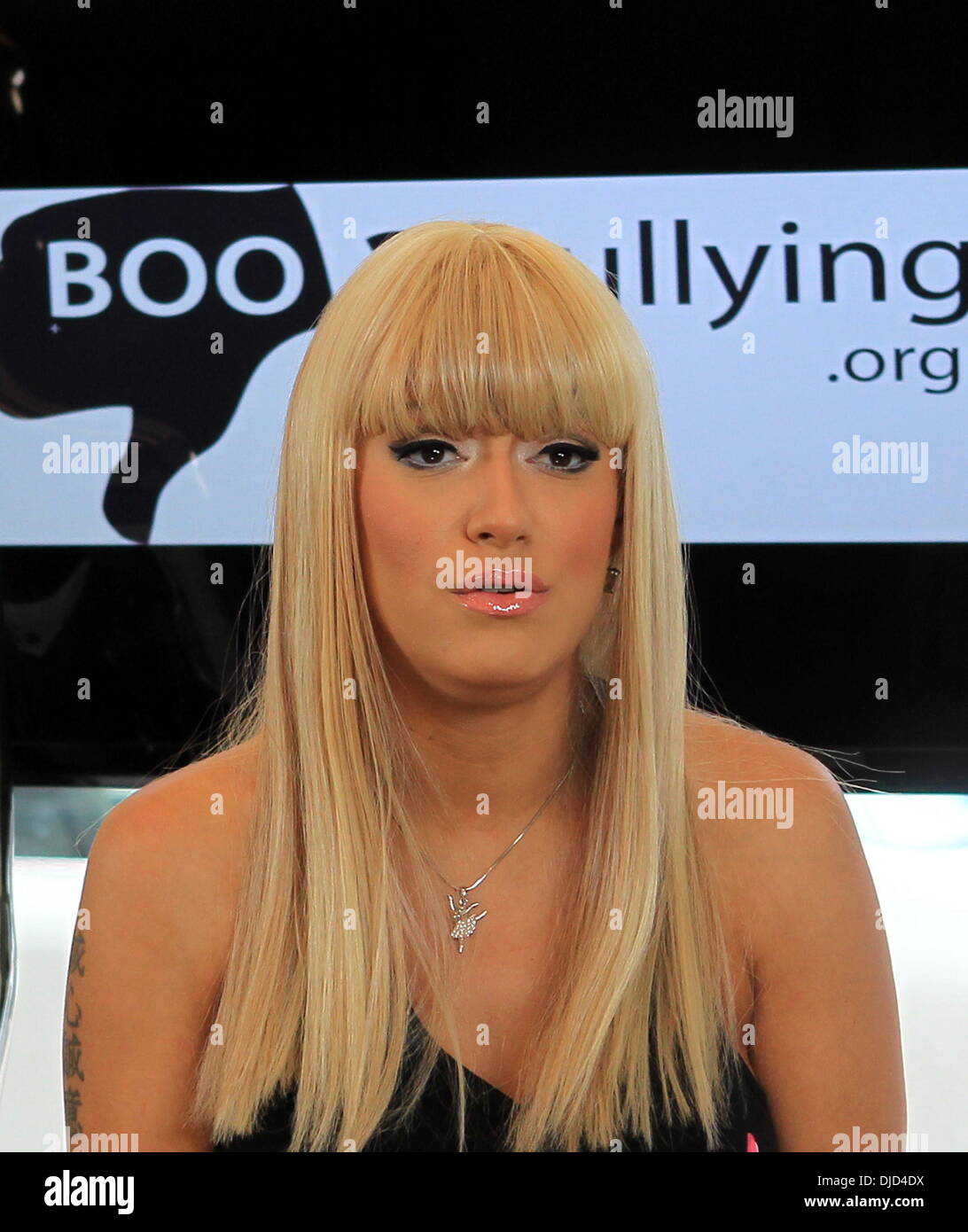 Kaya Jones Kaya Jones appears on PopStop TV News LIVE at FilmOn Studios ...