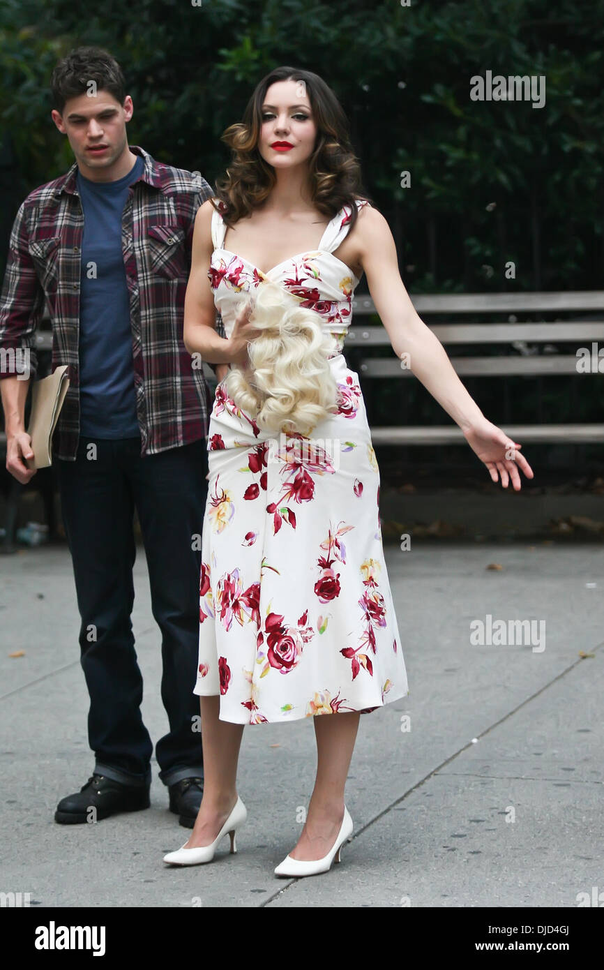 Katharine McPhee and Jeremy Jordan filming on the set of her new NBC ...