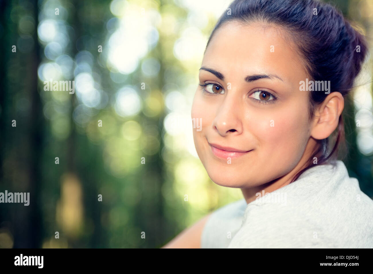 Woman forest sunlight trees hi-res stock photography and images - Alamy