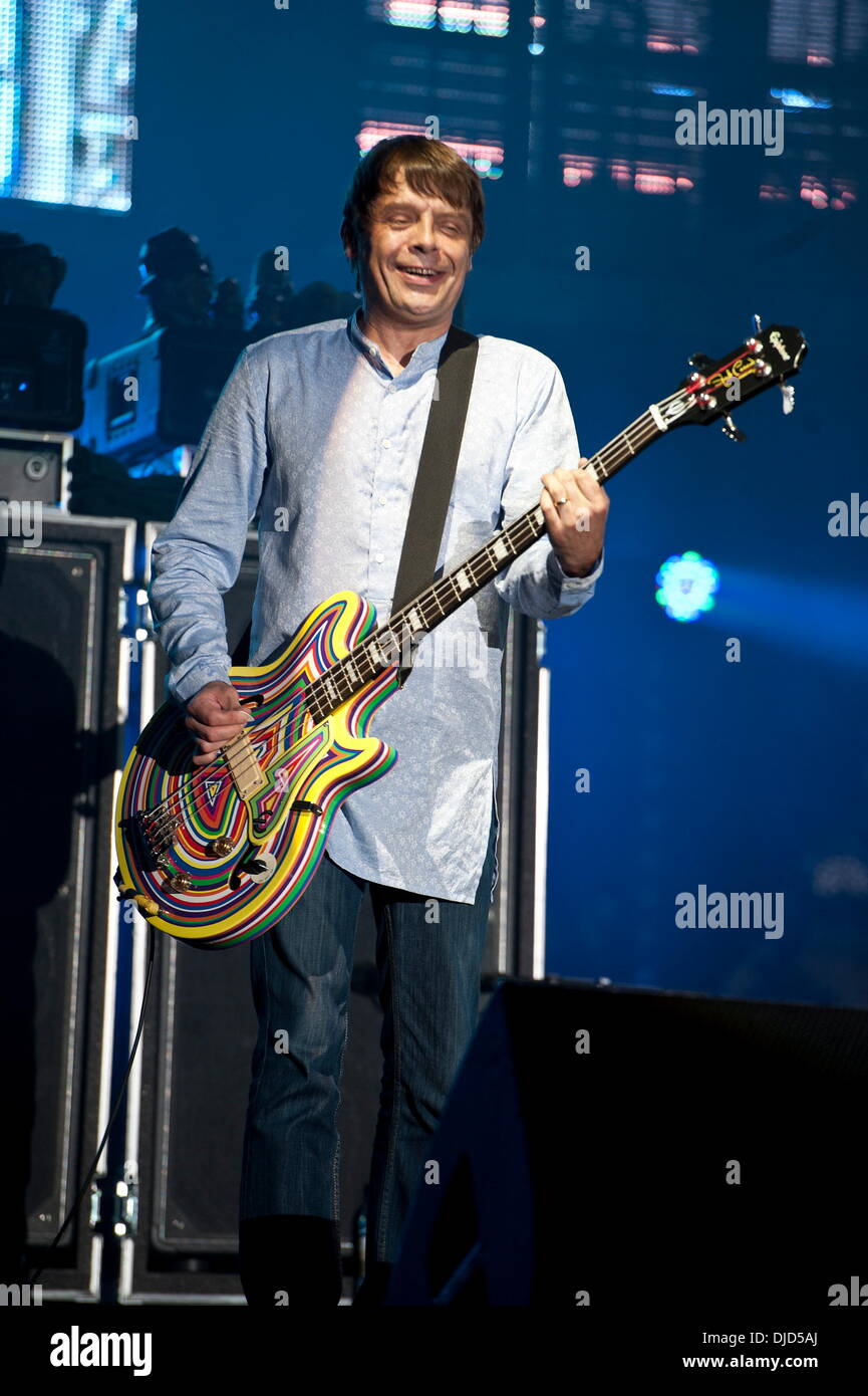 Mani stone roses hi-res stock photography and images - Alamy