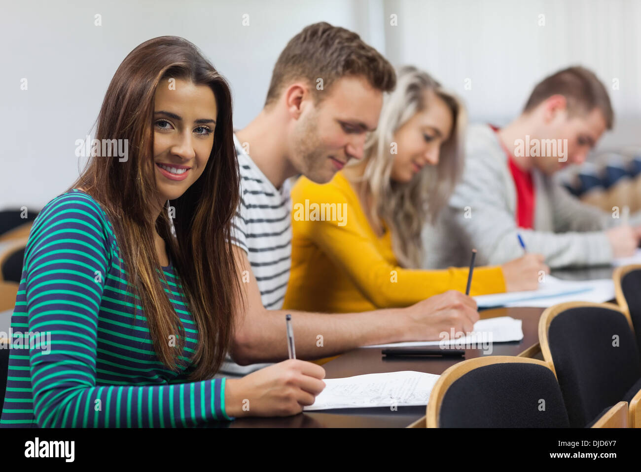 Student looking paper hi-res stock photography and images - Alamy