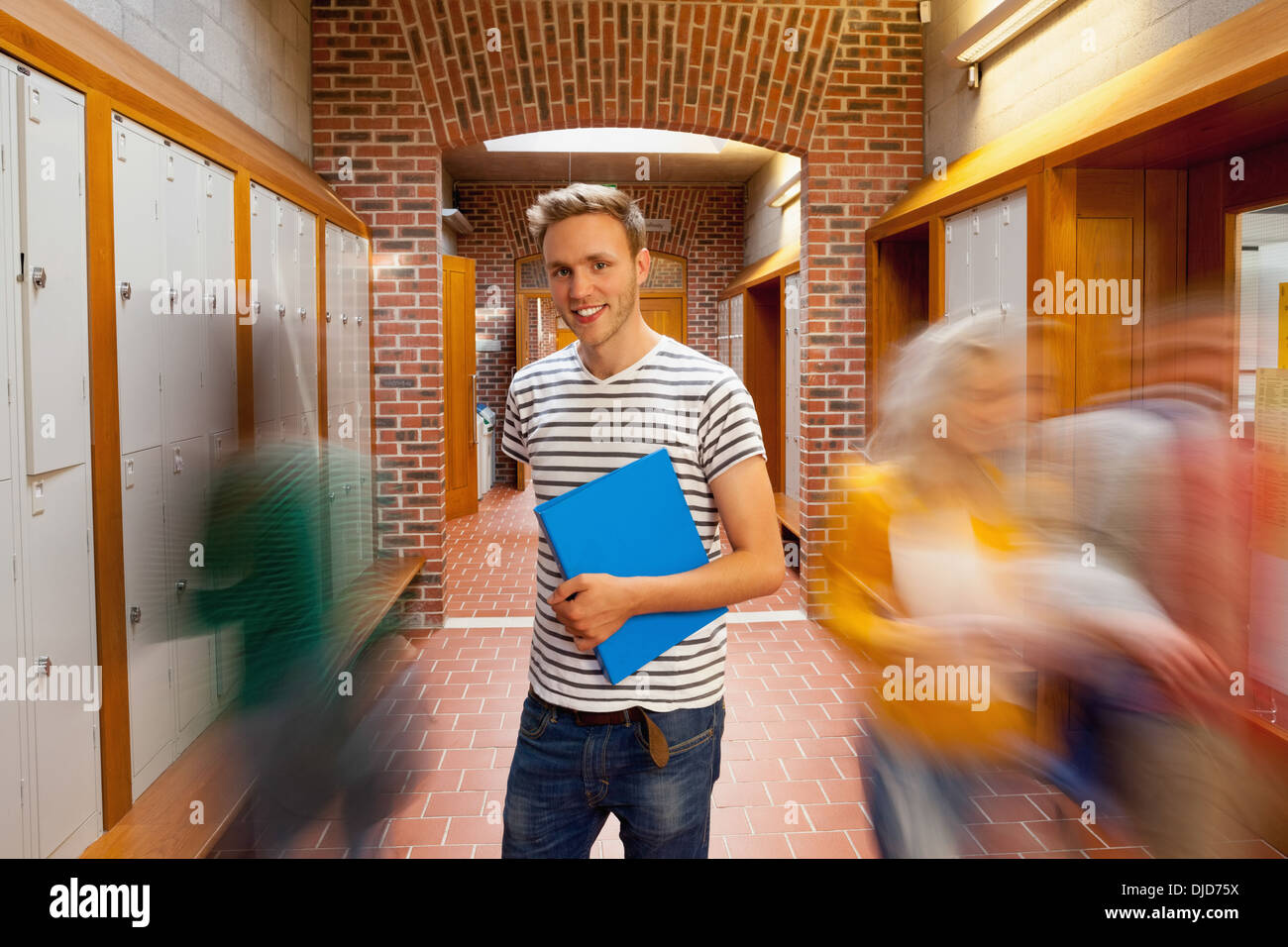 Busy school hallway hi-res stock photography and images - Alamy