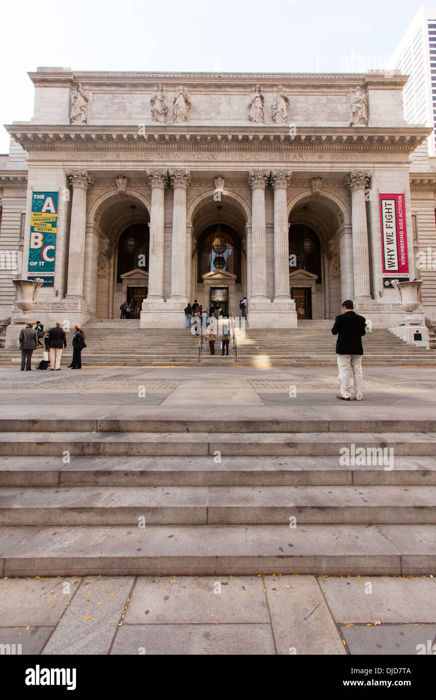 New York Public Library, Fifth Avenue, Manhattan, New York City, United ...