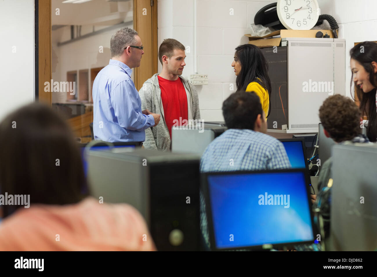 Classroom discussion teacher students hi-res stock photography and ...