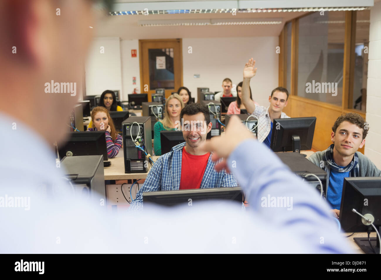 Computer class students hi-res stock photography and images - Alamy