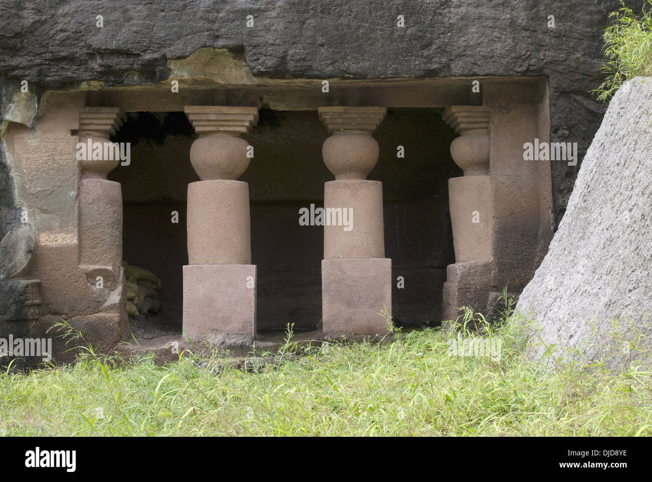 Junnar caves maharashtra india hi-res stock photography and images - Alamy