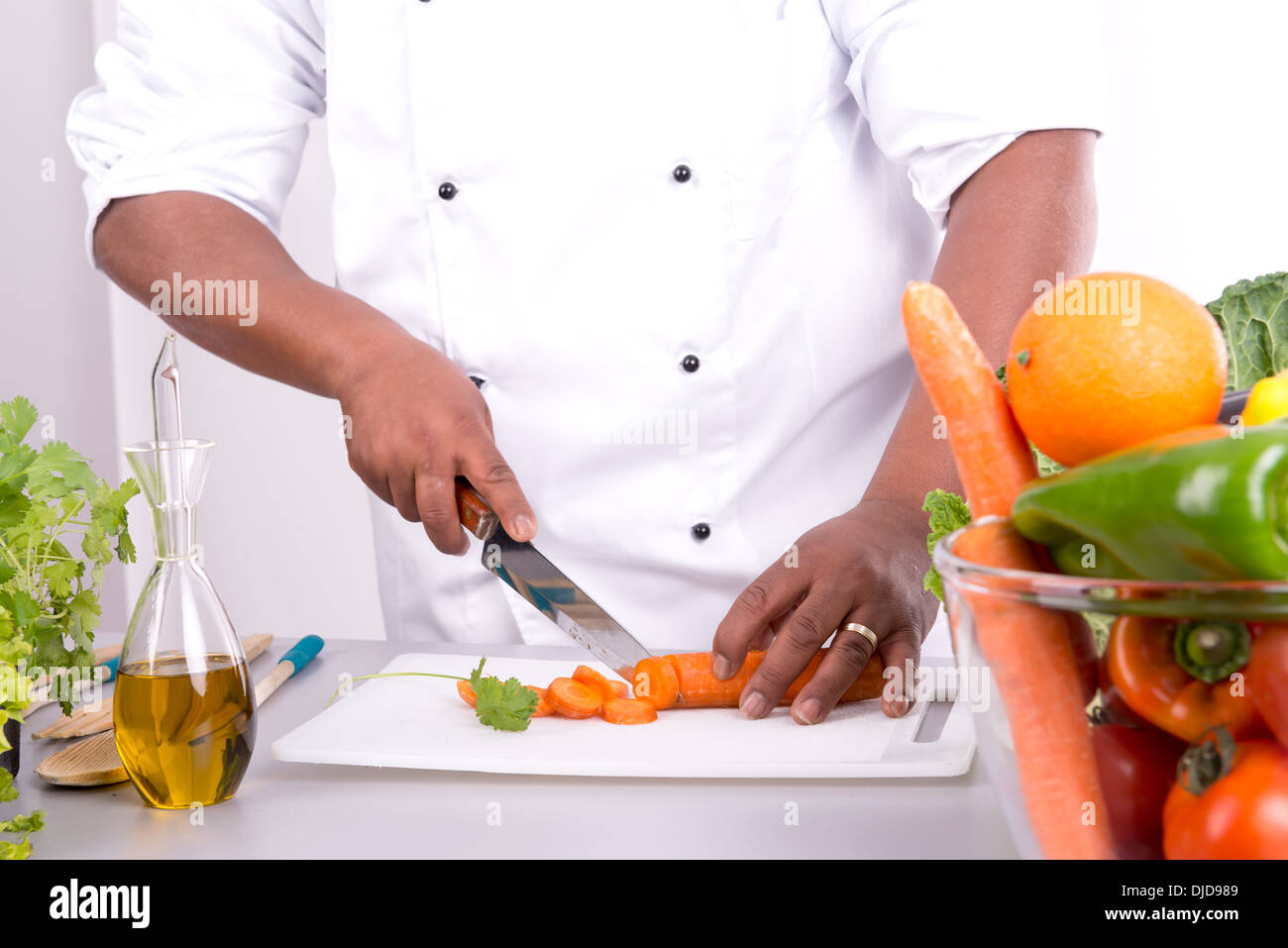 Male chef hands hi-res stock photography and images - Alamy