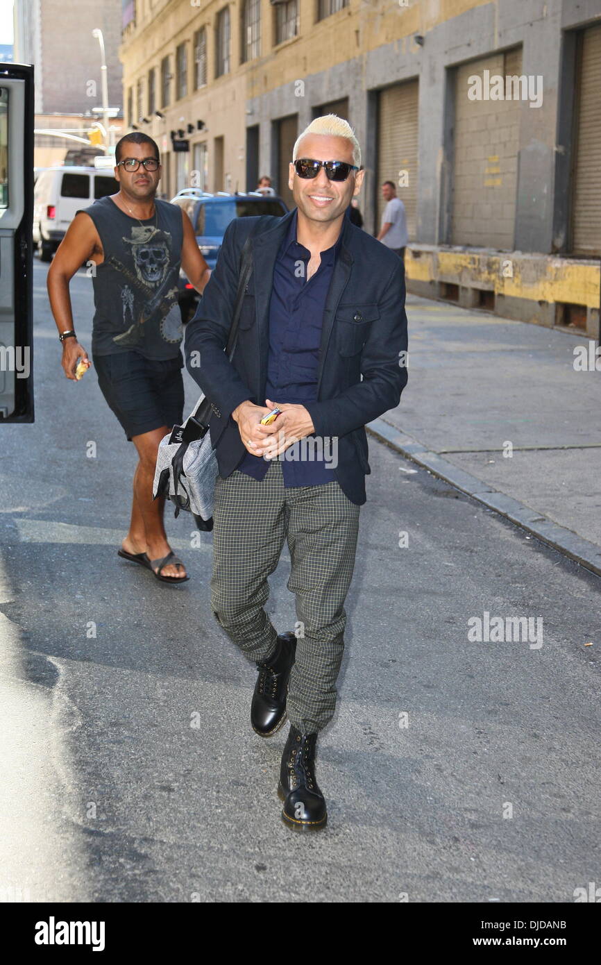 Tony Kanal arriving at a rehearsal studio with his 'No Doubt' band ...